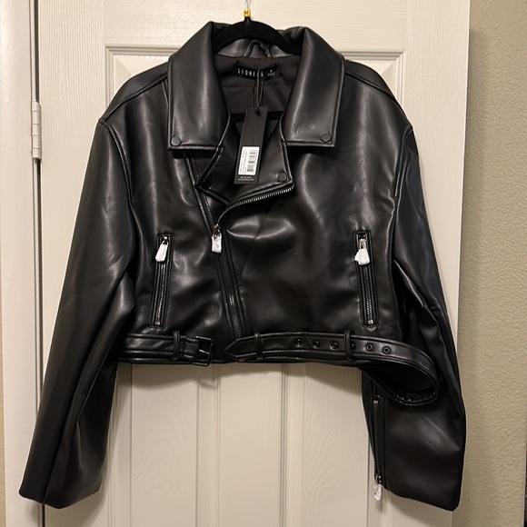 Lioness | Jackets & Coats | Staten Island Jacket Black Lioness | Poshmark